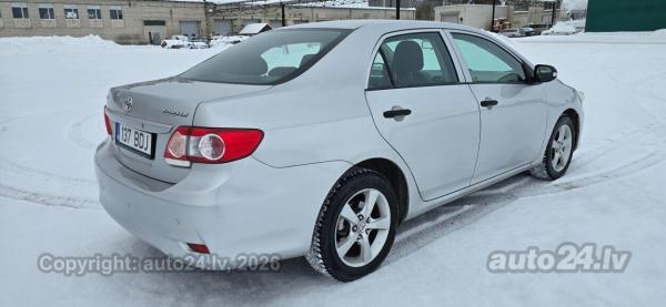 Grey Toyota Corolla 2010 in Tallinn, with an engine capacity of 1.60 L and mileage of 184 thousand km for 4700 €, photo 2 on AUTOMOTO.COM.LV