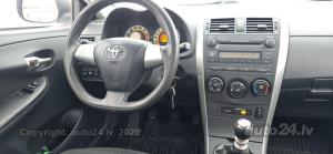 Grey Toyota Corolla 2010 in Tallinn, with an engine capacity of 1.60 L and mileage of 184 thousand km for 4700 €, photo 8 on AUTOMOTO.COM.LV