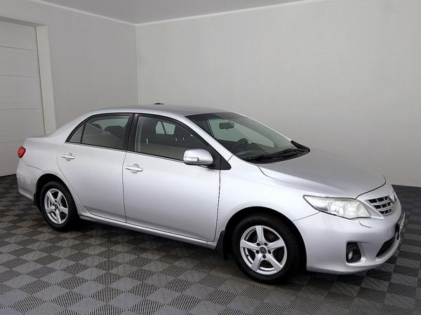 Pelēks Toyota Corolla 2010 Tallina, ar dzinēja tilpumu 1.60 L un nobraukumu 229 tūkst. km par 2499 €, foto 1 vietnē AUTOMOTO.COM.LV