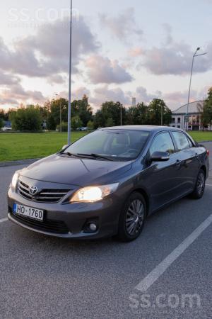 Pelēks Toyota Corolla 2010 Rīga, ar dzinēja tilpumu 1.60 L un nobraukumu 139 tūkst. km par 3300 €, foto  vietnē AUTOMOTO.COM.LV