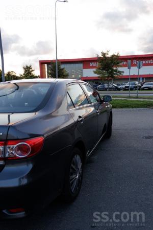 Pelēks Toyota Corolla 2010 Rīga, ar dzinēja tilpumu 1.60 L un nobraukumu 139 tūkst. km par 3300 €, foto 6 vietnē AUTOMOTO.COM.LV