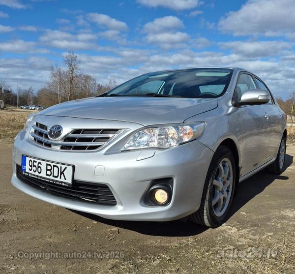 Grey Toyota Corolla 2011 in Tallinn, with an engine capacity of 1.60 L and mileage of 143 thousand km for 5590 €, photo 1 on AUTOMOTO.COM.LV