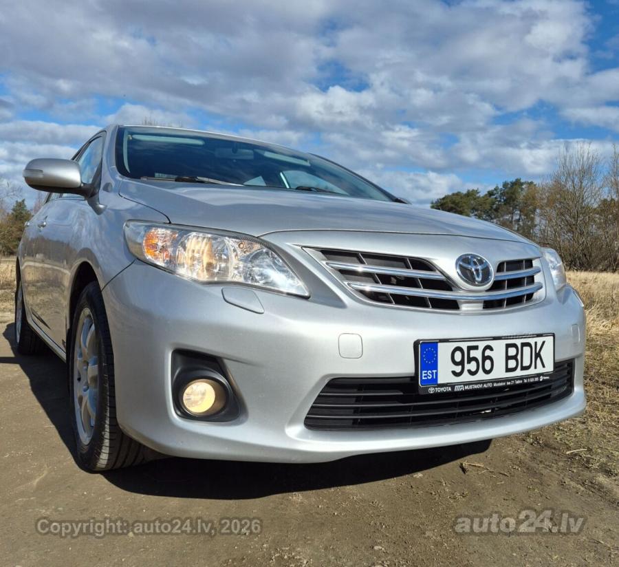 Grey Toyota Corolla 2011 in Tallinn, with an engine capacity of 1.60 L and mileage of 143 thousand km for 5590 €, photo 2 on AUTOMOTO.COM.LV