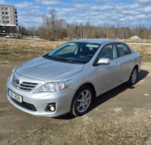 Grey Toyota Corolla 2011 in Tallinn, with an engine capacity of 1.60 L and mileage of 143 thousand km for 5590 €, photo 7 on AUTOMOTO.COM.LV