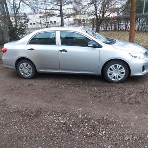Grey Toyota Corolla 2011 in Tartu, with an engine capacity of 1.60 L and mileage of 187 thousand km for 5100 €, photo 15 on AUTOMOTO.COM.LV