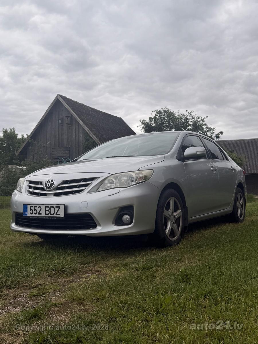 Grey Toyota Corolla 2011 in Tartu, with an engine capacity of 1.60 L and mileage of 240 thousand km for 4500 €, photo 1 on AUTOMOTO.COM.LV