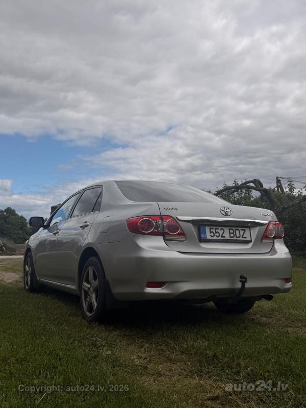 Grey Toyota Corolla 2011 in Tartu, with an engine capacity of 1.60 L and mileage of 240 thousand km for 4500 €, photo 2 on AUTOMOTO.COM.LV