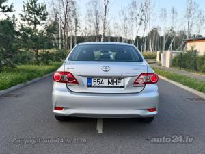 Pelēks Toyota Corolla 2011 Tartu, ar dzinēja tilpumu 1.60 L un nobraukumu 287 tūkst. km par 2990 €, foto 6 vietnē AUTOMOTO.COM.LV