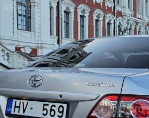 Grey Toyota Corolla 2011 in Jelgava, with an engine capacity of 1.60 L and mileage of 173 thousand km for 4290 €, photo 20 on AUTOMOTO.COM.LV