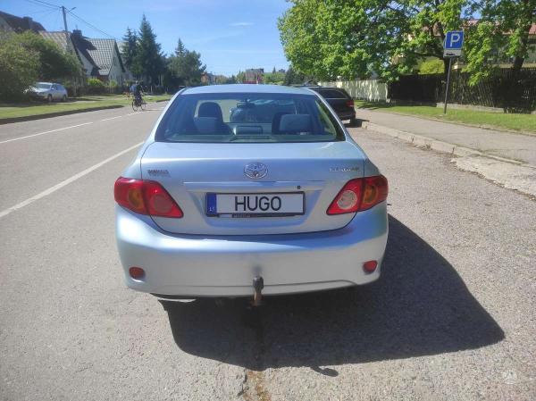 Grey Toyota Corolla 2011 in Kaunas, with an engine capacity of 1.60 L and mileage of 320 thousand km for 2999 €, photo 7 on AUTOMOTO.COM.LV