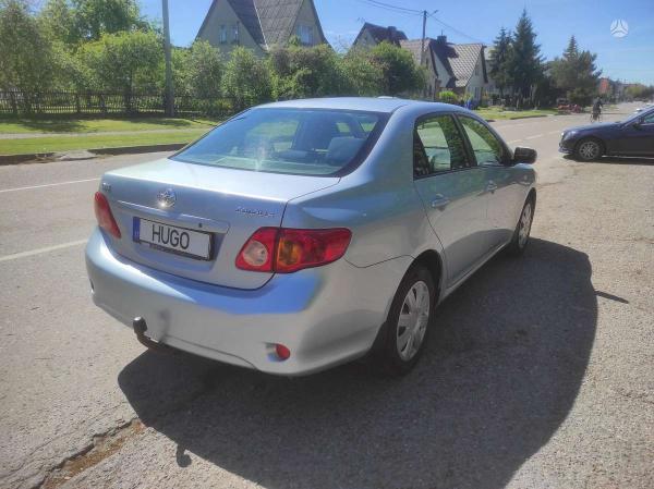 Grey Toyota Corolla 2011 in Kaunas, with an engine capacity of 1.60 L and mileage of 320 thousand km for 2999 €, photo 8 on AUTOMOTO.COM.LV