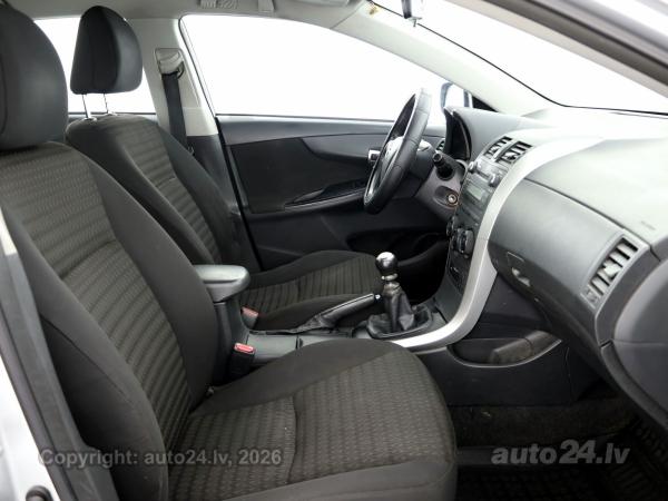 Toyota Corolla 2011 Tallina vietnÄ PelÄks Toyota Corolla 2011 Tallina, ar dzinÄja tilpumu 1.30 L un nobraukumu 293 tÅ«kst. km par 1999 ā¬, foto 7 vietnÄ AUTOMOTO.COM.LV