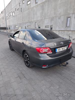 Pelēks Toyota Corolla 2012 Tallina, ar dzinēja tilpumu 1.30 L un nobraukumu 181 tūkst. km par 3700 €, foto 7 vietnē AUTOMOTO.COM.LV