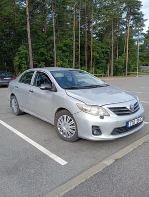 Grey Toyota Corolla 2012 in Tallinn, with an engine capacity of 1.60 L and mileage of 300 thousand km for 4000 €, photo  on AUTOMOTO.COM.LV