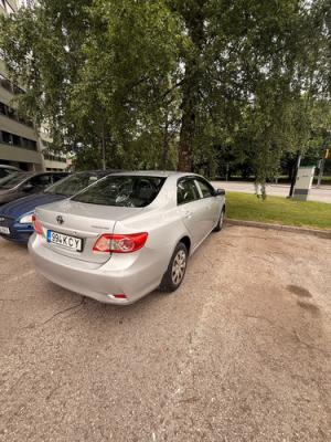 Pelēks Toyota Corolla 2012 Tartu, ar dzinēja tilpumu 1.30 L un nobraukumu 225 tūkst. km par 3700 €, foto 5 vietnē AUTOMOTO.COM.LV