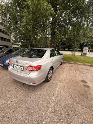 Pelēks Toyota Corolla 2012 Tartu, ar dzinēja tilpumu 1.30 L un nobraukumu 225 tūkst. km par 3700 €, foto 11 vietnē AUTOMOTO.COM.LV