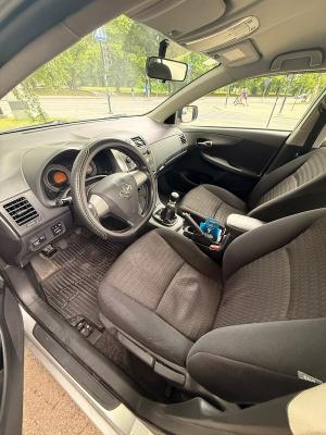 Pelēks Toyota Corolla 2012 Tartu, ar dzinēja tilpumu 1.30 L un nobraukumu 225 tūkst. km par 3700 €, foto 13 vietnē AUTOMOTO.COM.LV