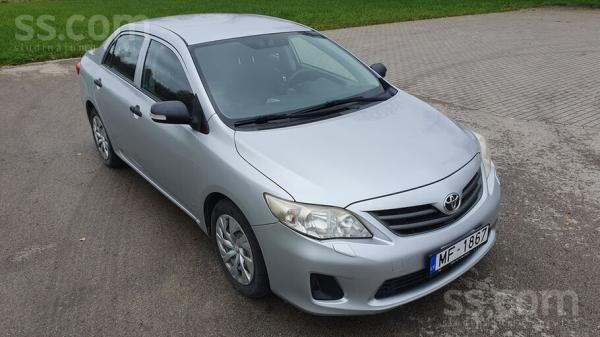 Toyota Corolla 2012 Rīga vietnē Pelēks Toyota Corolla 2012 Rīga, ar dzinēja tilpumu 1.60 L un nobraukumu 198 tūkst. km par 3400 €, foto 3 vietnē AUTOMOTO.COM.LV