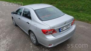 Pelēks Toyota Corolla 2012 Rīga, ar dzinēja tilpumu 1.60 L un nobraukumu 198 tūkst. km par 3400 €, foto 4 vietnē AUTOMOTO.COM.LV