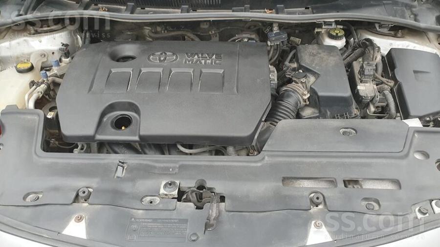 Pelēks Toyota Corolla 2012 Rīga, ar dzinēja tilpumu 1.60 L un nobraukumu 198 tūkst. km par 3400 €, foto 8 vietnē AUTOMOTO.COM.LV