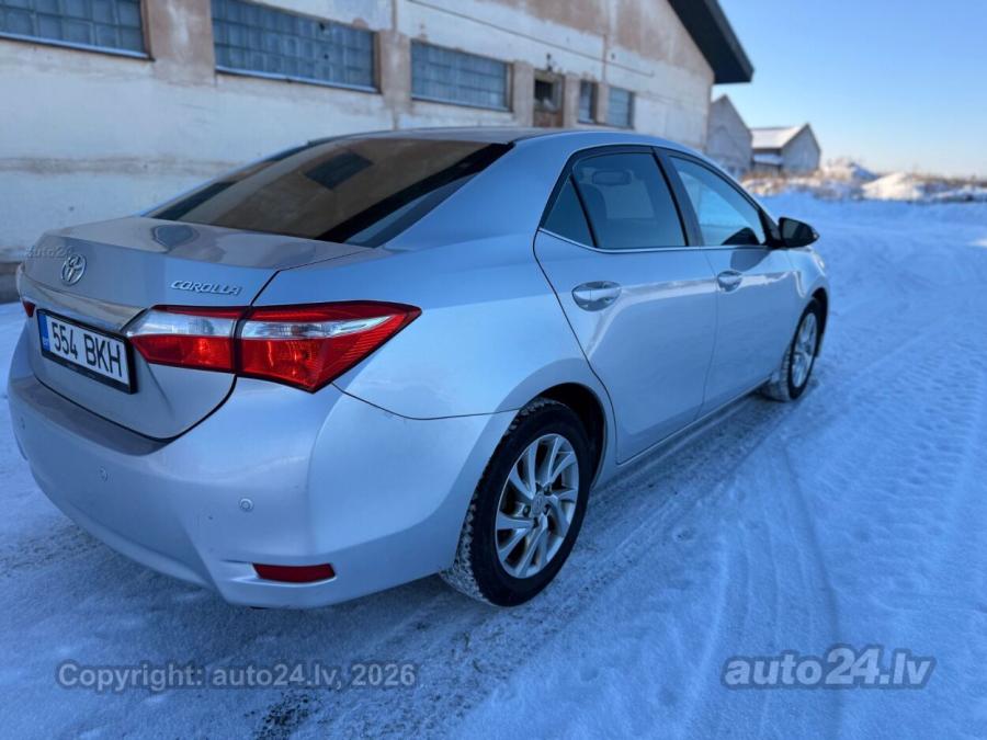 Pelēks Toyota Corolla 2013 Tartu, ar dzinēja tilpumu 1.60 L un nobraukumu 260 tūkst. km par 5500 €, foto 5 vietnē AUTOMOTO.COM.LV