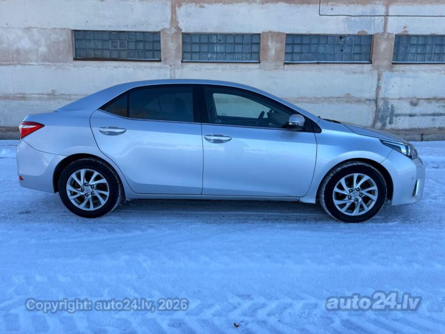 Pelēks Toyota Corolla 2013 Tartu, ar dzinēja tilpumu 1.60 L un nobraukumu 260 tūkst. km par 5500 €, foto 6 vietnē AUTOMOTO.COM.LV