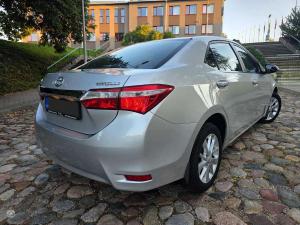 Grey Toyota Corolla 2013 in Utena, with an engine capacity of 1.60 L and mileage of 167 thousand km for 6700 €, photo 5 on AUTOMOTO.COM.LV