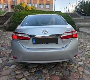Grey Toyota Corolla 2013 in Utena, with an engine capacity of 1.60 L and mileage of 167 thousand km for 6700 €, photo 6 on AUTOMOTO.COM.LV