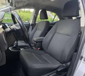 Grey Toyota Corolla 2013 in Utena, with an engine capacity of 1.60 L and mileage of 167 thousand km for 6700 €, photo 9 on AUTOMOTO.COM.LV