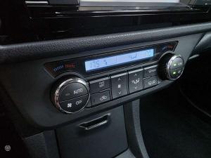 Grey Toyota Corolla 2013 in Utena, with an engine capacity of 1.60 L and mileage of 167 thousand km for 6700 €, photo 16 on AUTOMOTO.COM.LV