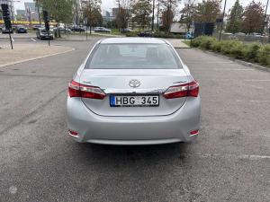 Grey Toyota Corolla 2013 in Vilnius, with an engine capacity of 1.60 L and mileage of 165 thousand km for 7300 €, photo 6 on AUTOMOTO.COM.LV
