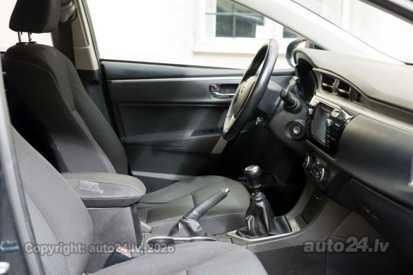 Pelēks Toyota Corolla 2013 Tallina, ar dzinēja tilpumu 1.60 L un nobraukumu 197 tūkst. km par 6500 €, foto 7 vietnē AUTOMOTO.COM.LV