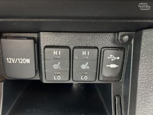 Grey Toyota Corolla 2013 in Vilnius, with an engine capacity of 1.60 L and mileage of 165 thousand km for 6600 €, photo 9 on AUTOMOTO.COM.LV