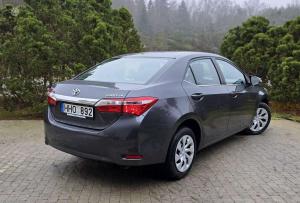 Pelēks Toyota Corolla 2014 Utena, ar dzinēja tilpumu 1.60 L un nobraukumu 109 tūkst. km par 8600 €, foto 4 vietnē AUTOMOTO.COM.LV