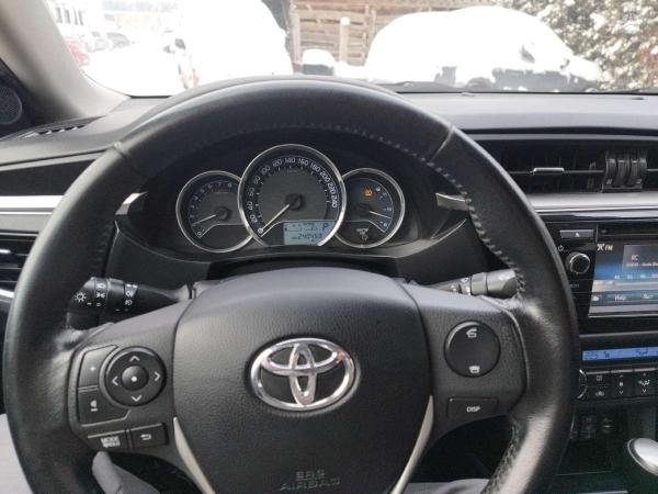 Pelēks Toyota Corolla 2014 Utena, ar dzinēja tilpumu 1.60 L un nobraukumu 240 tūkst. km par 7100 €, foto 8 vietnē AUTOMOTO.COM.LV
