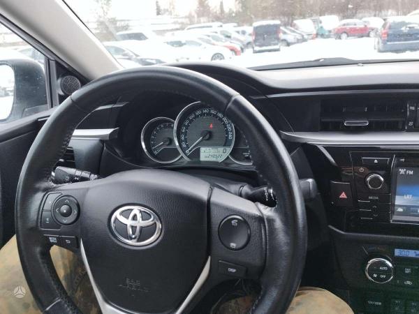Pelēks Toyota Corolla 2014 Utena, ar dzinēja tilpumu 1.60 L un nobraukumu 128 tūkst. km par 6900 €, foto 10 vietnē AUTOMOTO.COM.LV