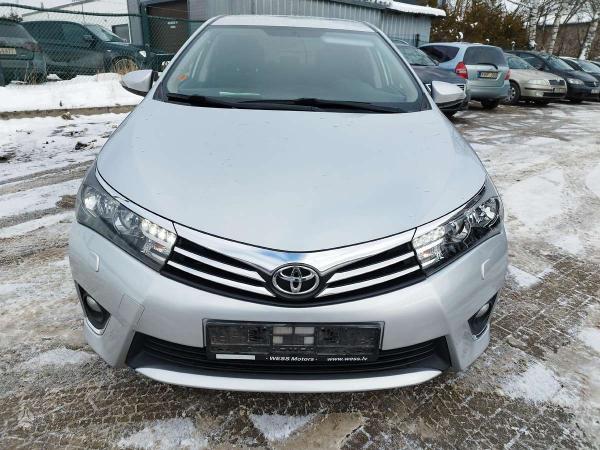 Pelēks Toyota Corolla 2014 Utena, ar dzinēja tilpumu 1.60 L un nobraukumu 240 tūkst. km par 6900 €, foto 1 vietnē AUTOMOTO.COM.LV