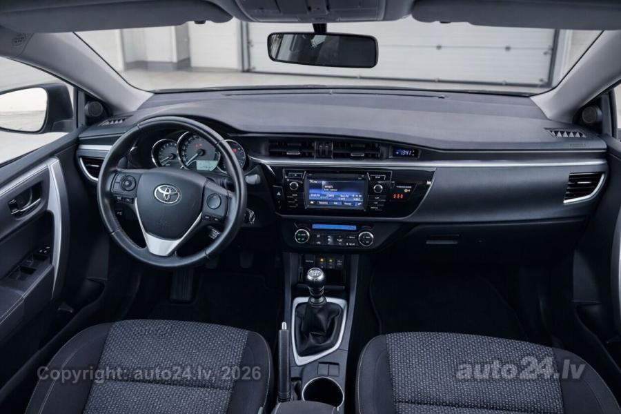 Pelēks Toyota Corolla 2014 Tartu, ar dzinēja tilpumu 1.30 L un nobraukumu 247 tūkst. km par 6980 €, foto 19 vietnē AUTOMOTO.COM.LV