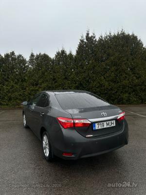 Pelēks Toyota Corolla 2014 Tallina, ar dzinēja tilpumu 1.60 L un nobraukumu 169 tūkst. km par 8400 €, foto 3 vietnē AUTOMOTO.COM.LV