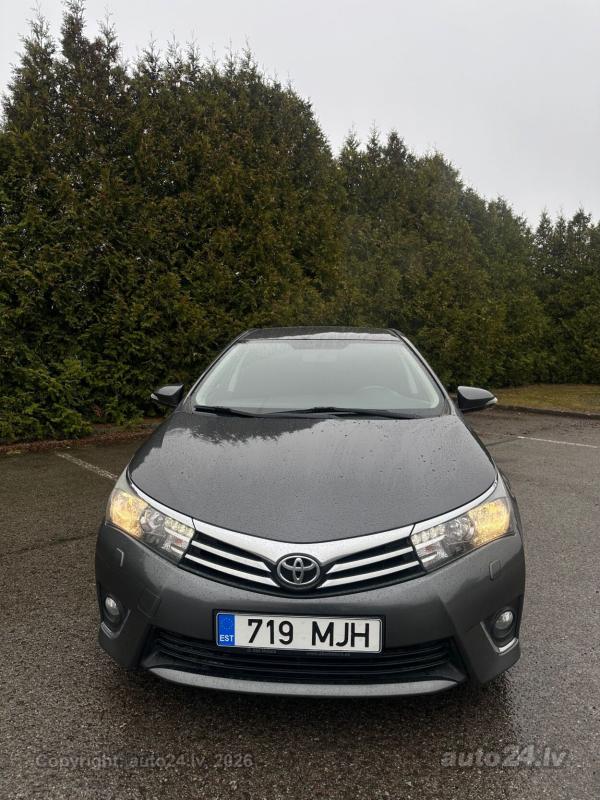 Pelēks Toyota Corolla 2014 Tallina, ar dzinēja tilpumu 1.60 L un nobraukumu 169 tūkst. km par 8400 €, foto 4 vietnē AUTOMOTO.COM.LV