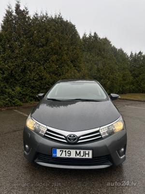 Pelēks Toyota Corolla 2014 Tallina, ar dzinēja tilpumu 1.60 L un nobraukumu 169 tūkst. km par 8400 €, foto 5 vietnē AUTOMOTO.COM.LV
