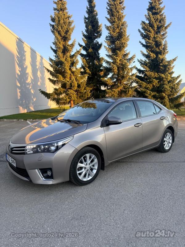 Grey Toyota Corolla 2014 in Tallinn, with an engine capacity of 1.60 L and mileage of 138 thousand km for 8800 €, photo 5 on AUTOMOTO.COM.LV