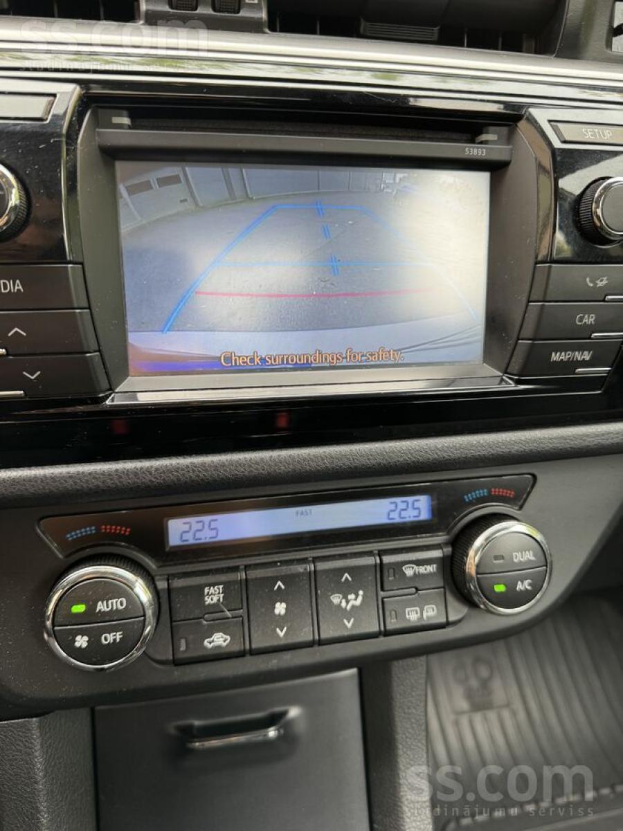 Pelēks Toyota Corolla 2014 Rīga, ar dzinēja tilpumu 1.60 L un nobraukumu 272 tūkst. km par 5790 €, foto 9 vietnē AUTOMOTO.COM.LV
