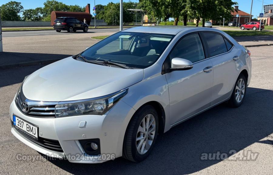 Grey Toyota Corolla 2014 in Tallinn, with an engine capacity of 1.60 L and mileage of 147 thousand km for 9700 €, photo 1 on AUTOMOTO.COM.LV