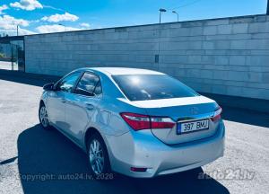 Grey Toyota Corolla 2014 in Tallinn, with an engine capacity of 1.60 L and mileage of 147 thousand km for 9700 €, photo 6 on AUTOMOTO.COM.LV