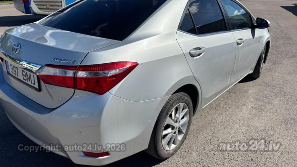 Grey Toyota Corolla 2014 in Tallinn, with an engine capacity of 1.60 L and mileage of 147 thousand km for 9700 €, photo 6 on AUTOMOTO.COM.LV