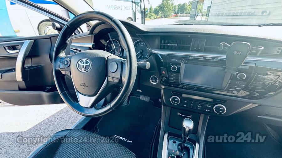 Grey Toyota Corolla 2014 in Tallinn, with an engine capacity of 1.60 L and mileage of 147 thousand km for 9700 €, photo 10 on AUTOMOTO.COM.LV