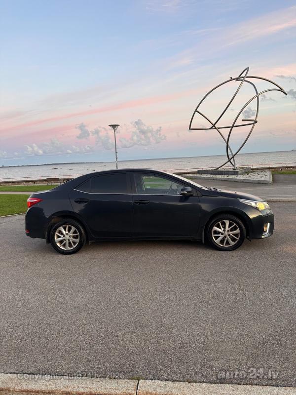 Toyota Corolla 2014 Tallina vietnē Pelēks Toyota Corolla 2014 Tallina, ar dzinēja tilpumu 1.60 L un nobraukumu 82 tūkst. km par 8700 €, foto 6 vietnē AUTOMOTO.COM.LV
