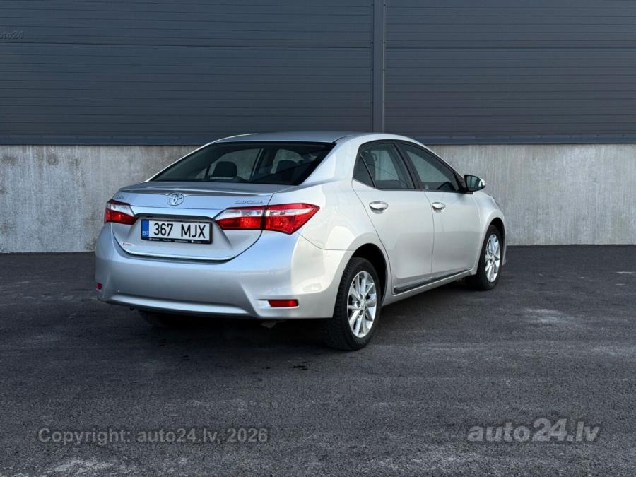 Pelēks Toyota Corolla 2015 Tallina, ar dzinēja tilpumu 1.60 L un nobraukumu 128 tūkst. km par 10900 €, foto 6 vietnē AUTOMOTO.COM.LV