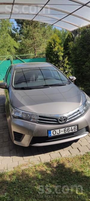 Grey Toyota Corolla 2015 in Riga, with an engine capacity of 1.30 L and mileage of 87 thousand km for 6950 €, photo 5 on AUTOMOTO.COM.LV